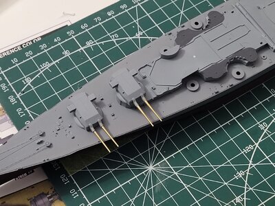 Flyhawk 1/700 Bismarck Deluxe | Ships of Scale