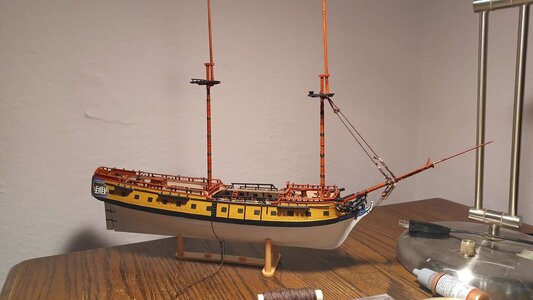 Lindberg 1/130 Jolly Roger/La Flore Plastic Kit Log | Ships of Scale